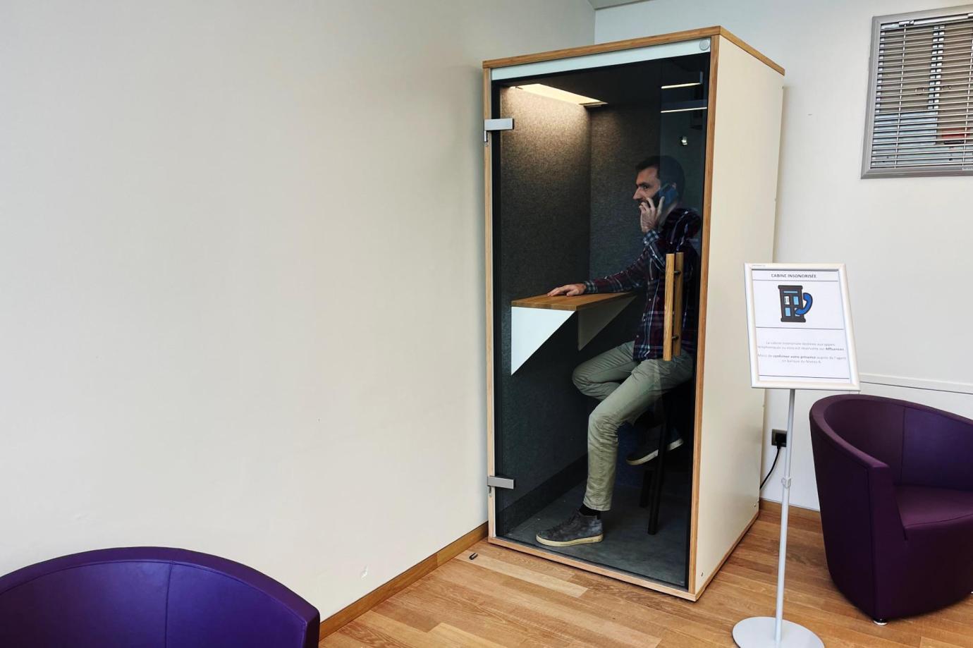 Une cabine insonorisée à la Bnu | Bibliothèque nationale et ...